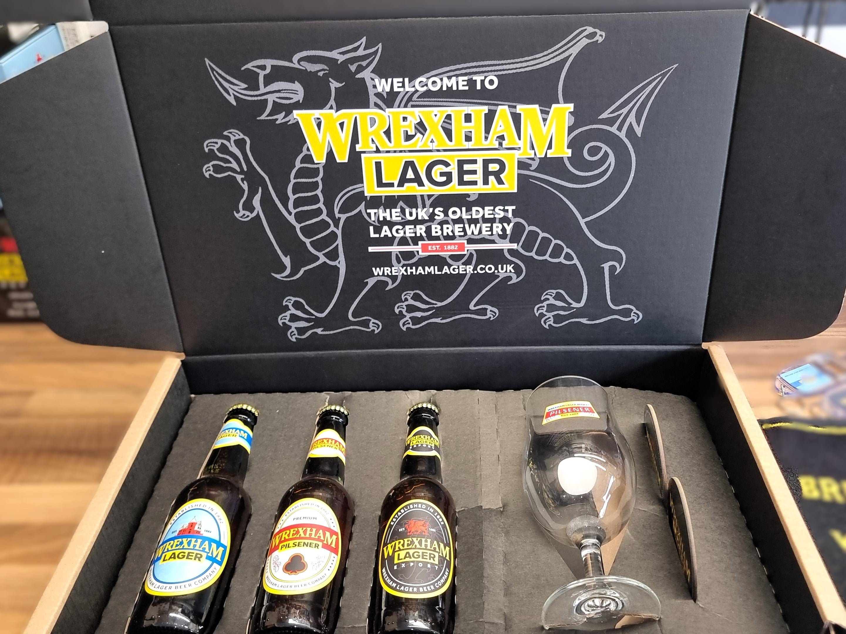 Beer Sets – Wrexham Lager
